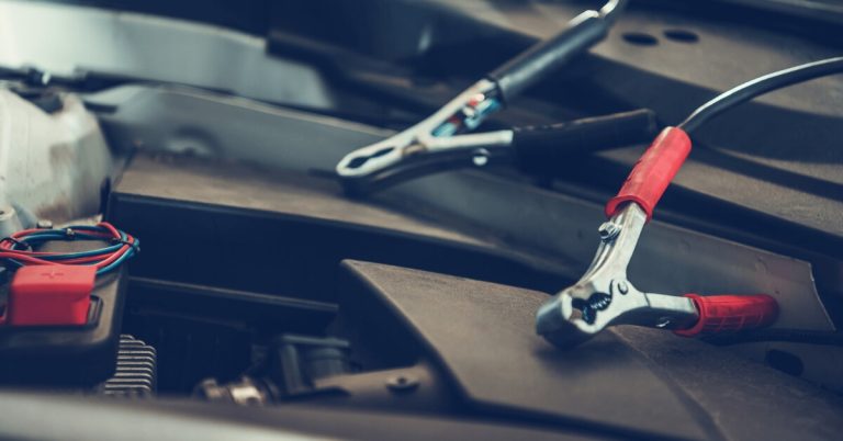 List of Essential Items to Keep in Your Car Emergency Kit
